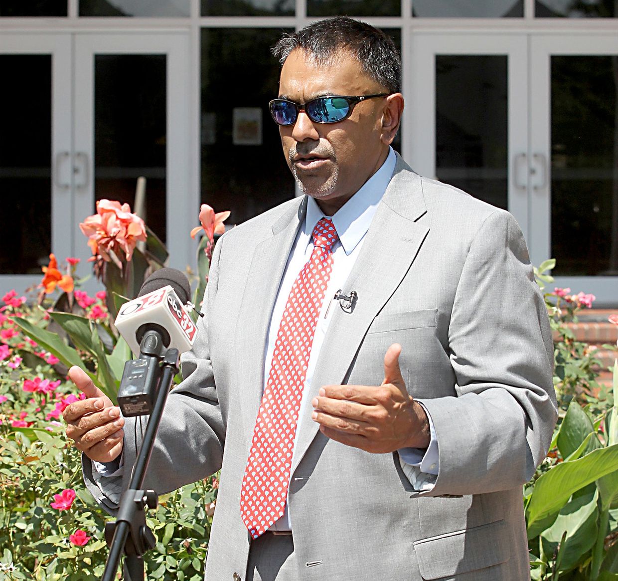 Lady Eagles knock off New Brockton