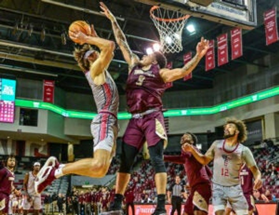 Troy's Scott Cross looks to the future; signs contract extension