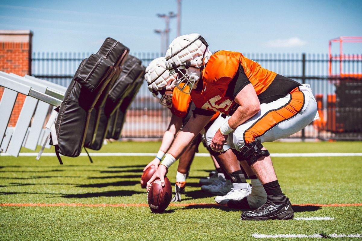 Troy lands five transfer offensive linemen