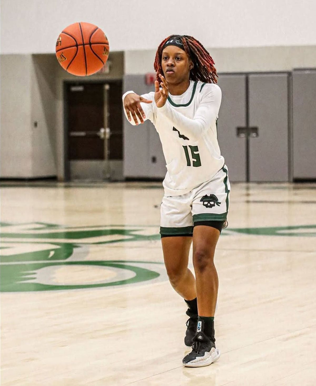 KK Hobdy breaks Shelton State career assists record