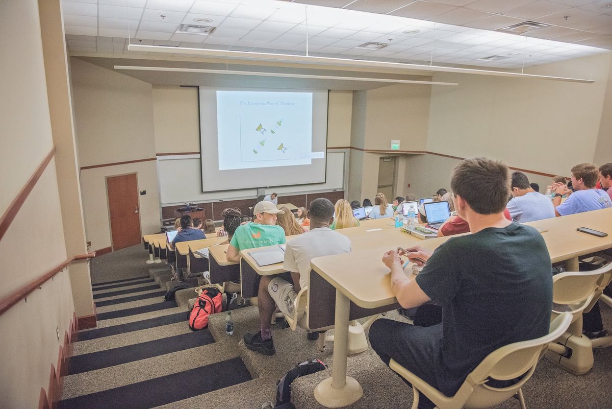 FIRST DAY: Troy University students return for fall classes