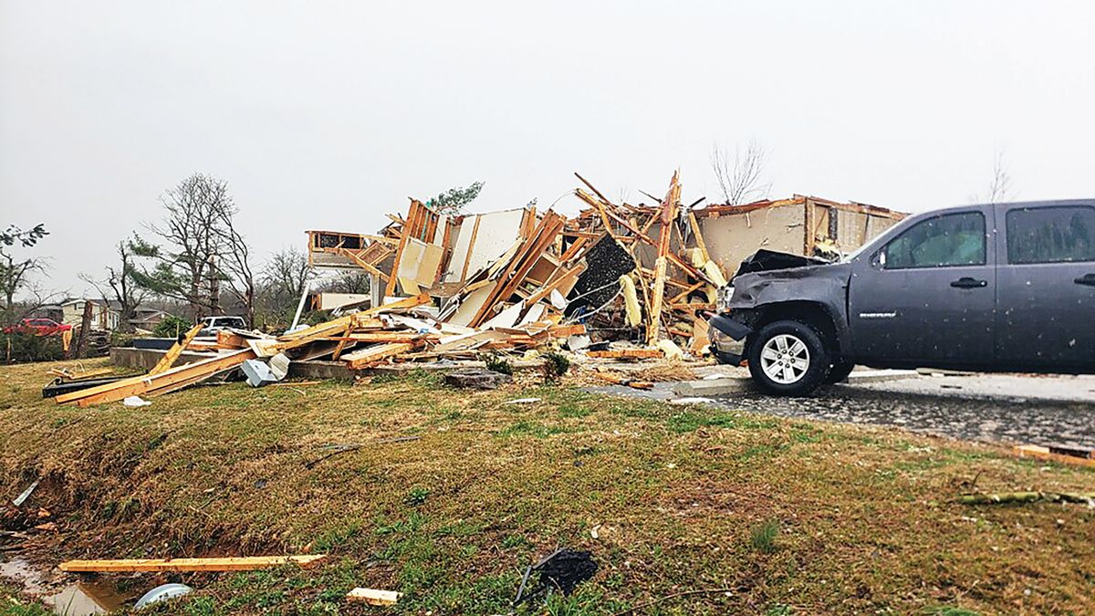 Tragedy and heroism: Tornado claims life in Butler County, b...