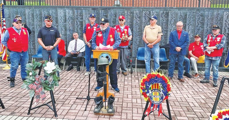 Veterans and families honor fallen heroes at Poplar Bluff Me...