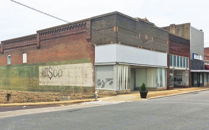 SHANE Why swastikas and gargoyles still guard Poplar Bluff’s historic ...