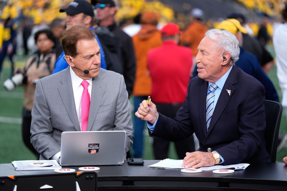 Lee Corso to retire from ESPN's 'College GameDay' after four...