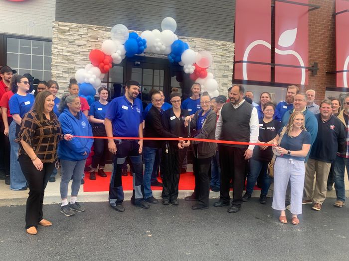 IHOP/Applebee's opens as establishment seeks fresh start