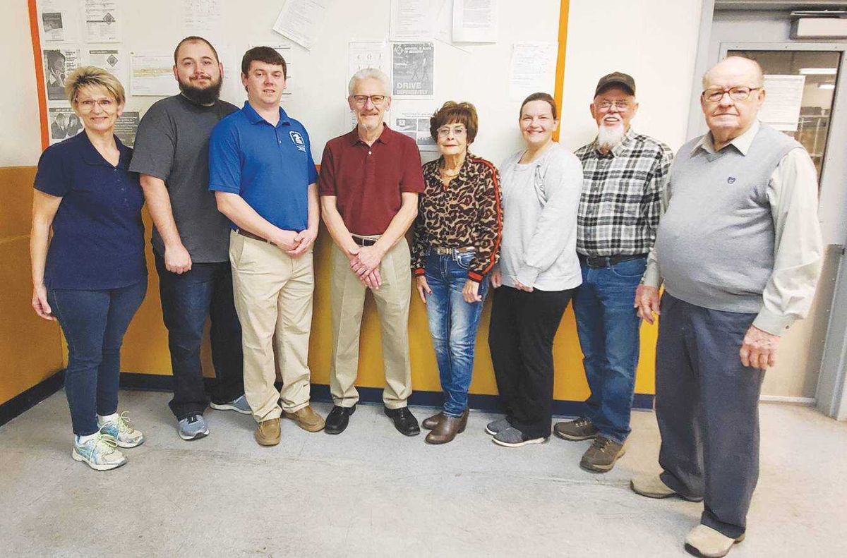 Harris retires after 46-year postal career