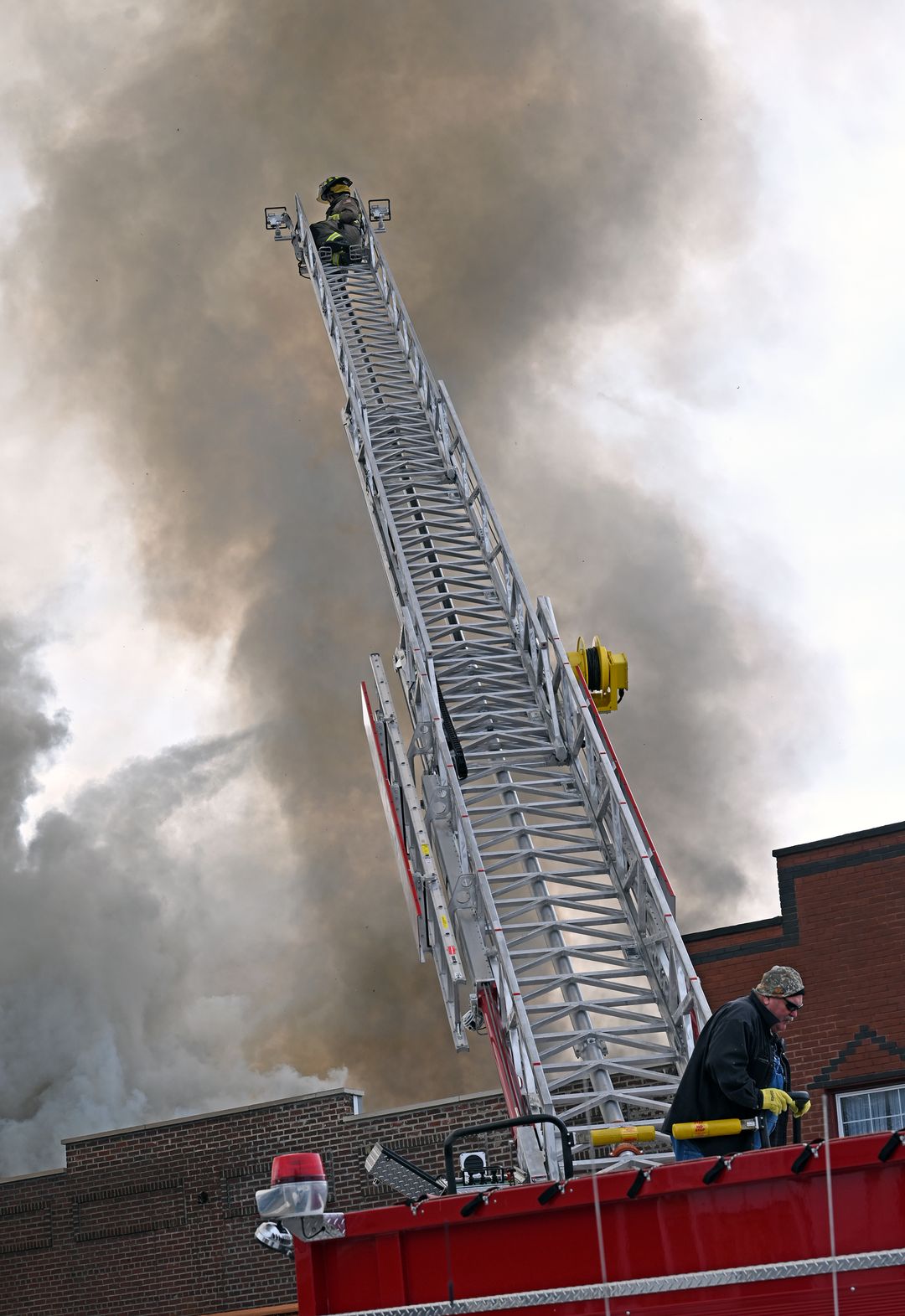 Massive fire destroys block of businesses in Puxico