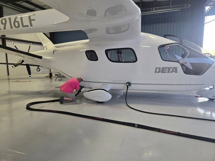All-electric plane gives glimpse of the future in Poplar Blu...