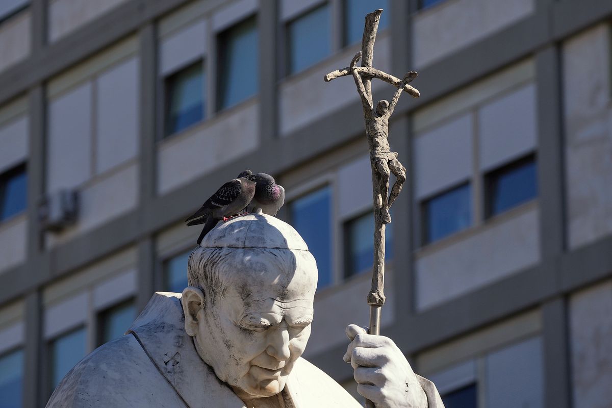 Pope resting after sleeping through the night with a ventila...