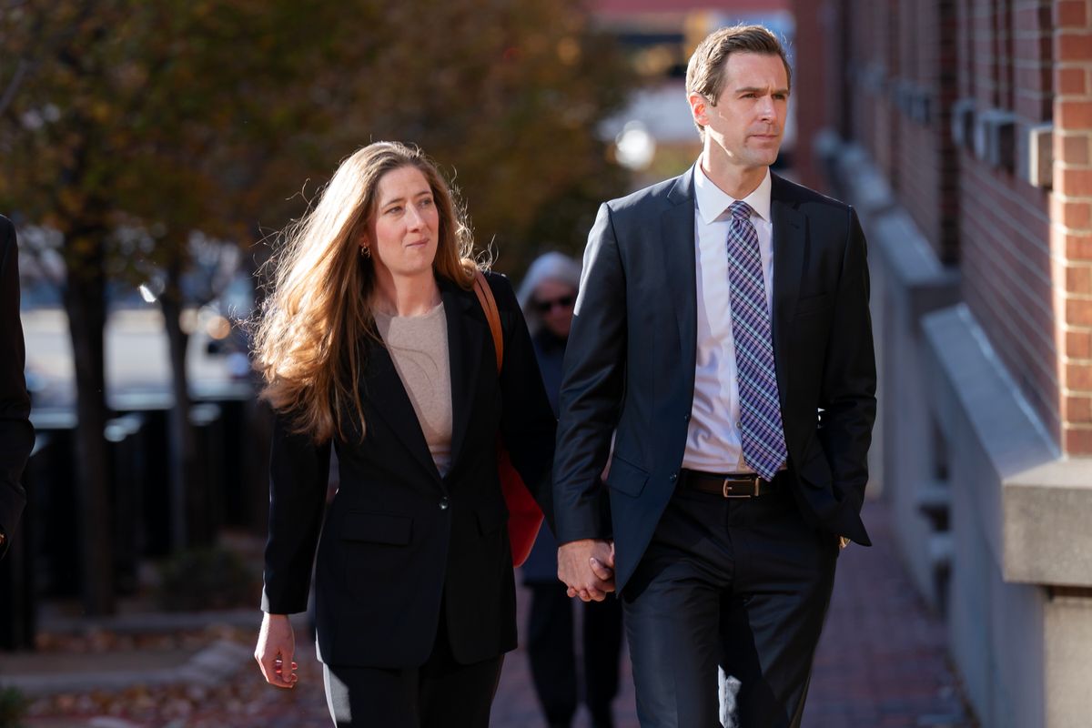Judge scolds Justice Department for 'profound investigative missteps'