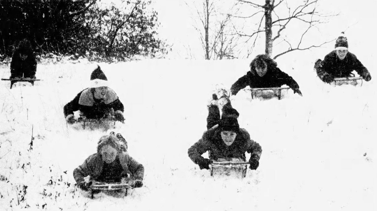 1975: Snow day puts sledders on the front page