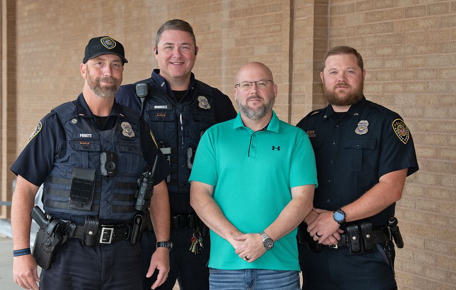 VA police officers hailed as heroes for accident response
