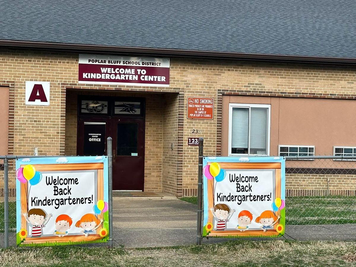 Poplar Bluff School District approves budget, keeps sixth gr...