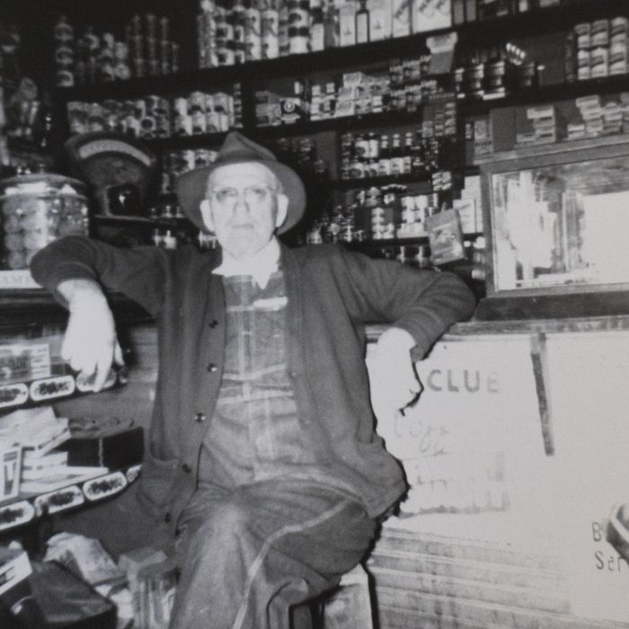 OUTSTANDING FARMERS A family saga lives on at the Freers' Century Farm