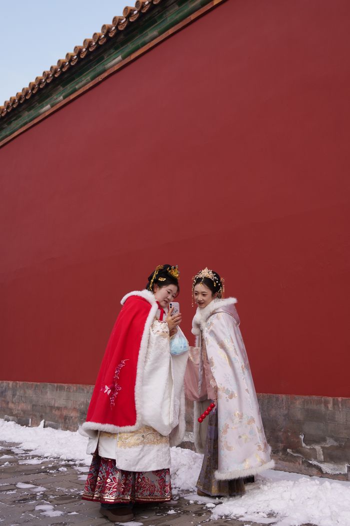 See the world in vertical: Top photos by AP photojournalists