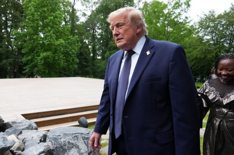 White House talking points claim victories in initial Iran d...