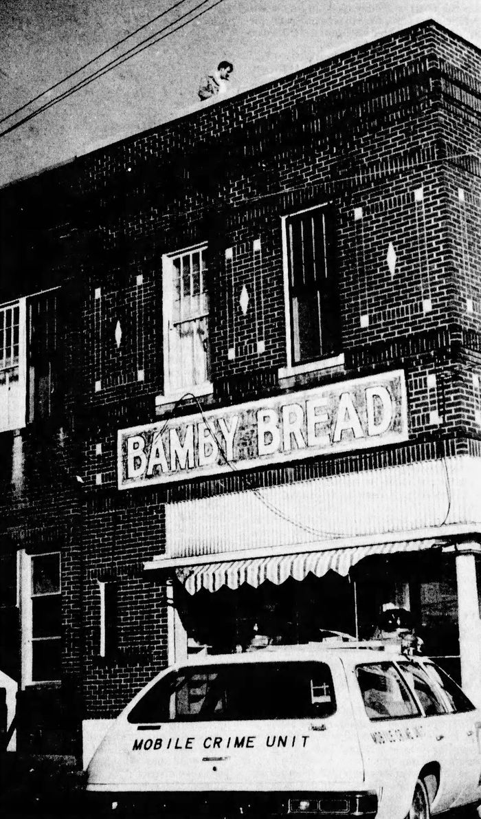 1975: Armed standoff unfolds atop Poplar Bluff bakery
