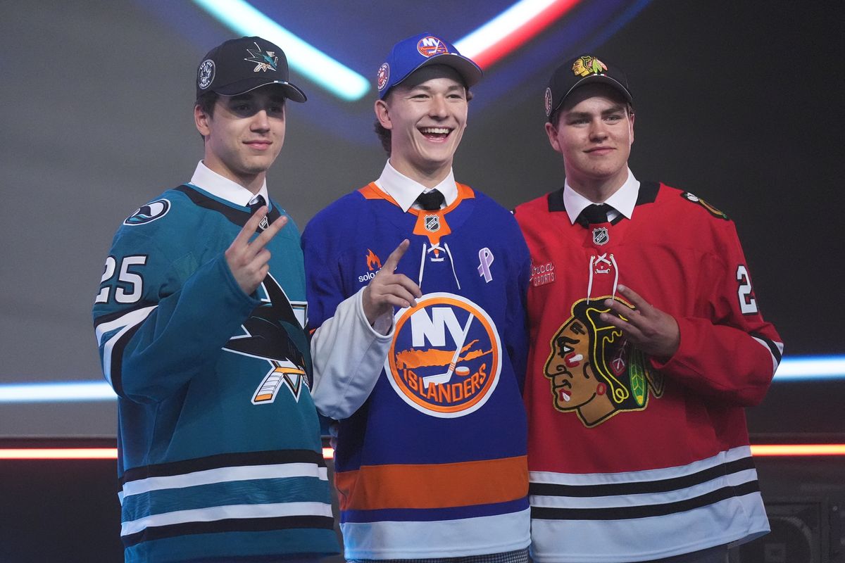 Islanders' No. 1 pick Matthew Schaefer pays tribute to late mother wit...