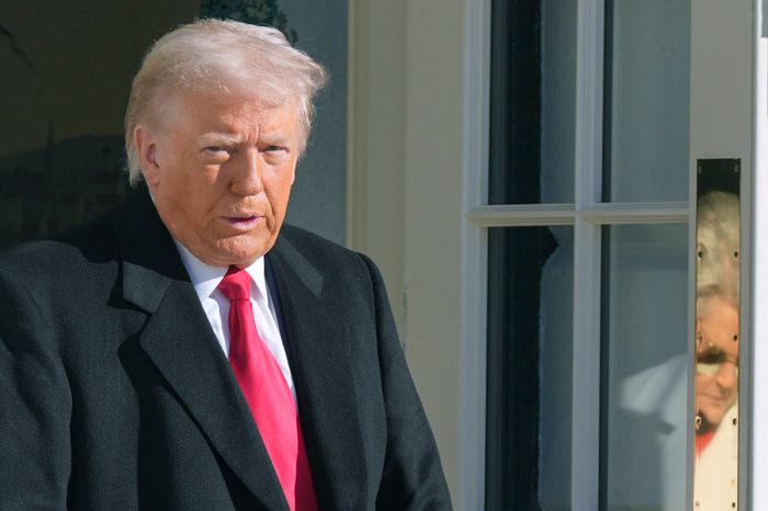 Trump will visit a Ford factory and promote manufacturing in Detroit