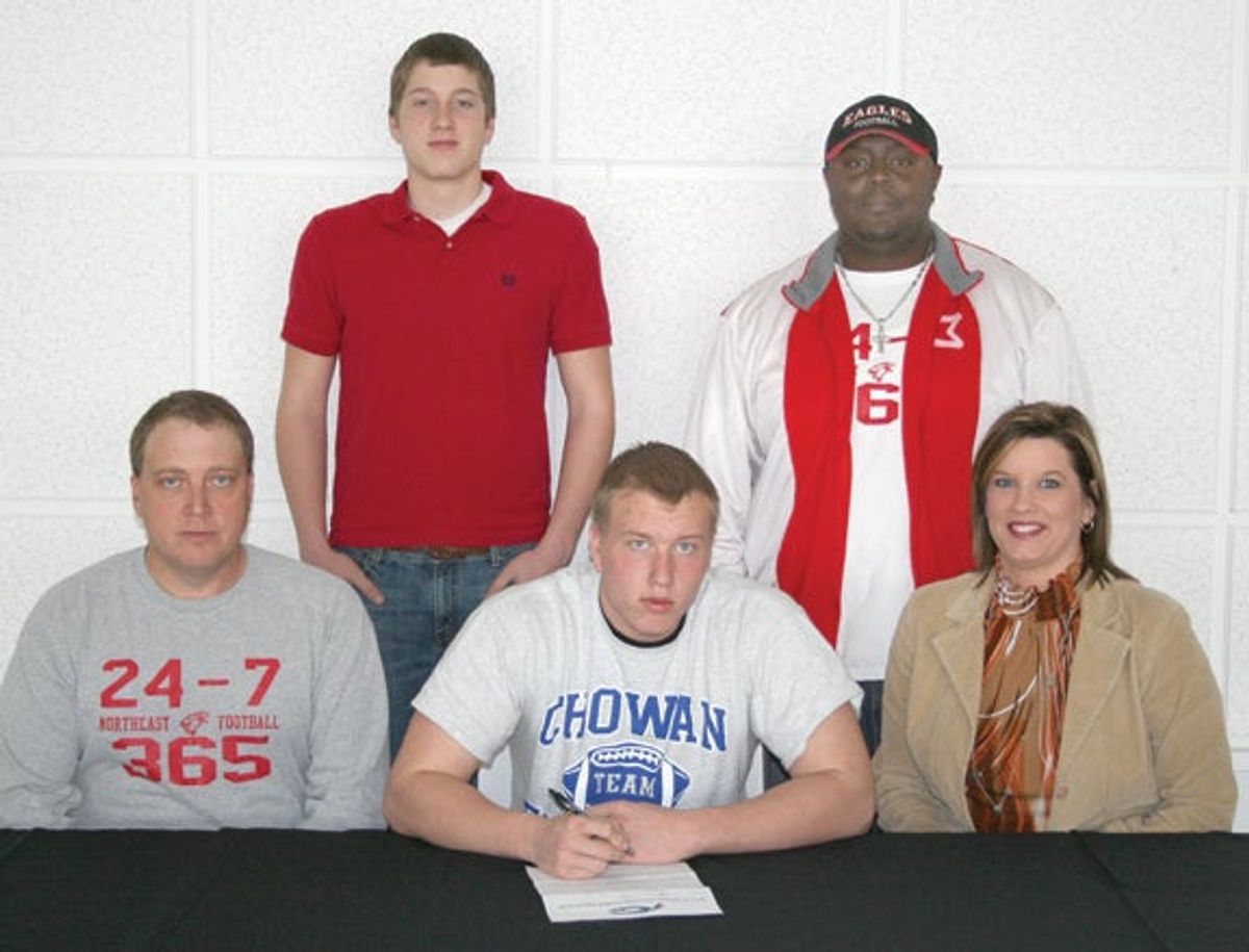Buddy Brown inks with Chowan