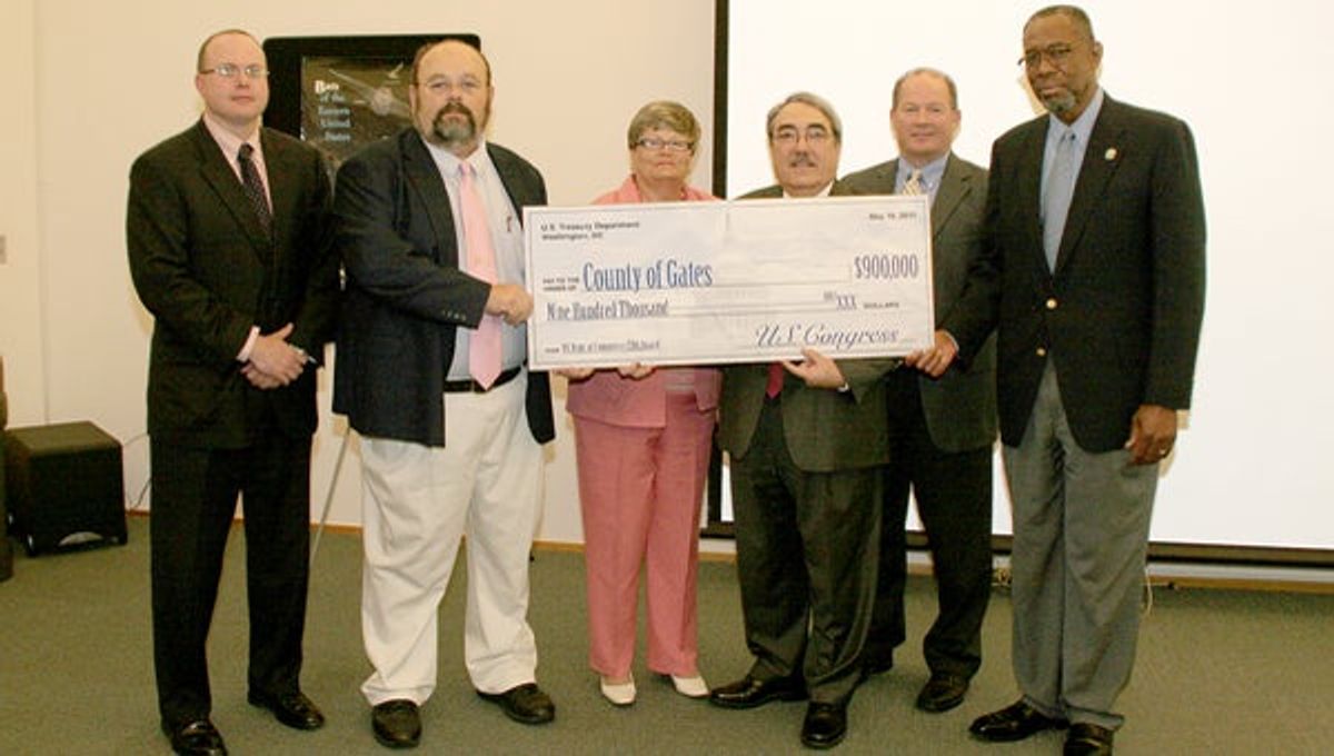 County officials accept EDA grant