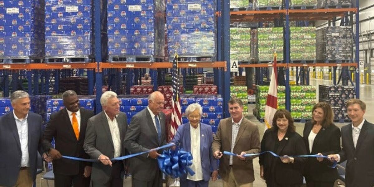 Pepsi celebrates distribution center grand opening
