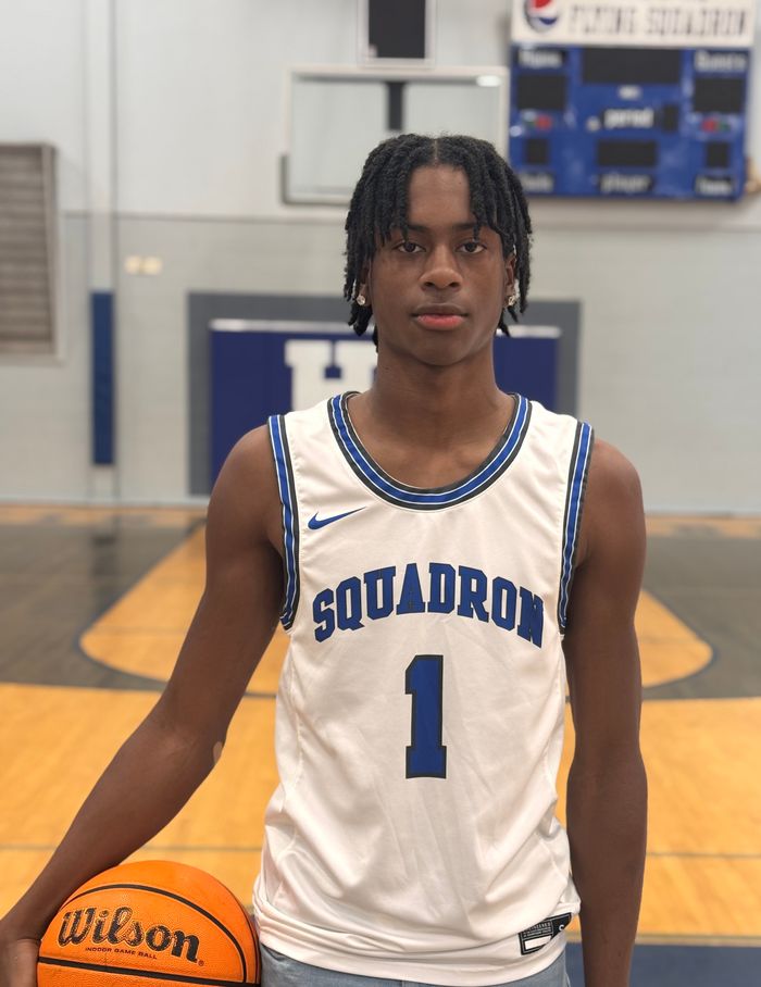 Flying Squadron tip off basketball season