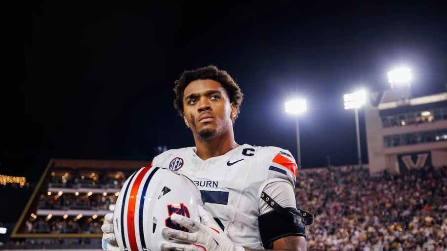 Faulk Honored as Lott Trophy Semifinalist