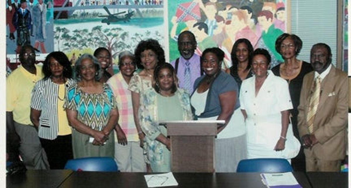 Elmore Bolling Foundation receives grants