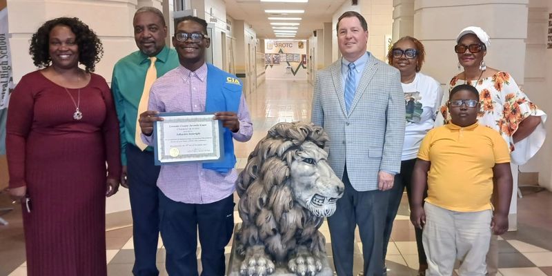 Seawright awarded November CIA award