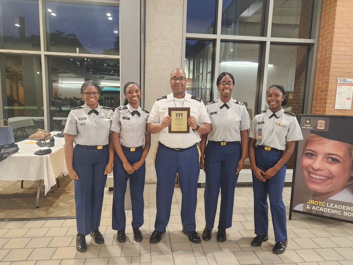Lowndes JROTC shines at JLAB