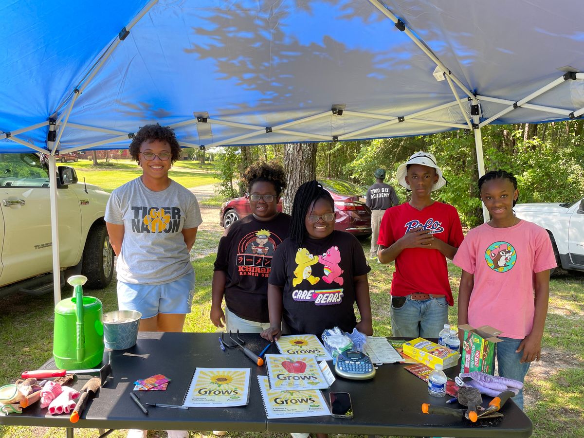 4-H Clubs learn sowing and sewing