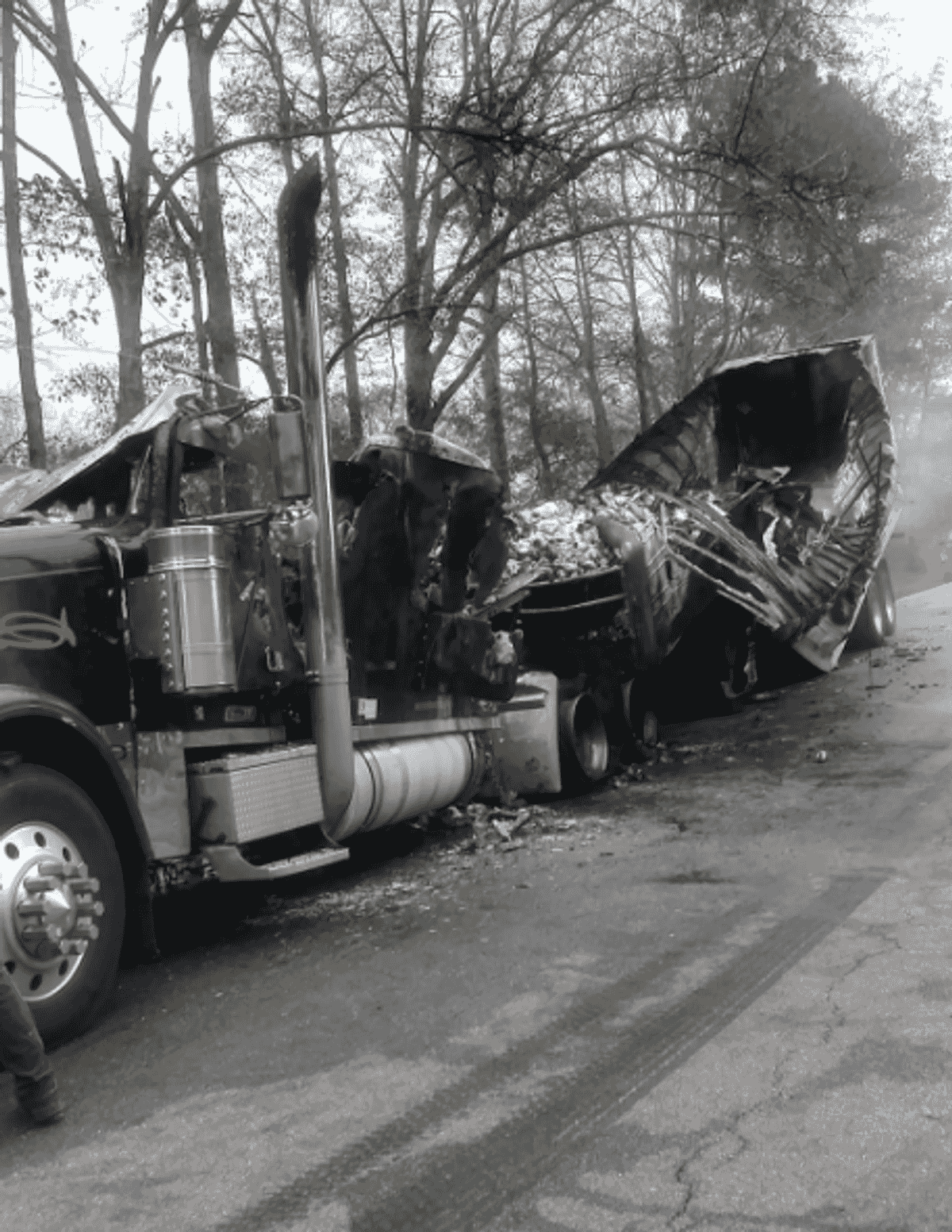 UPDATE: Lowndes County Road 26 reopens after truck fire
