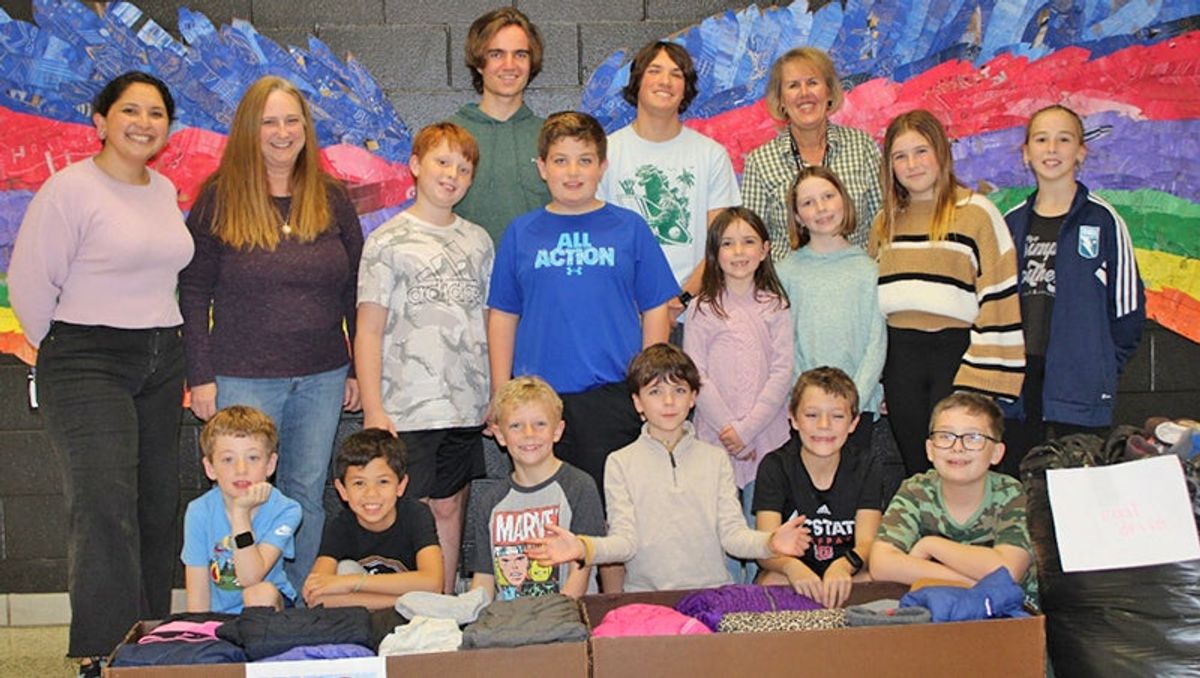 Kitty Hawk Elementary School Student Council collects coats for donati...