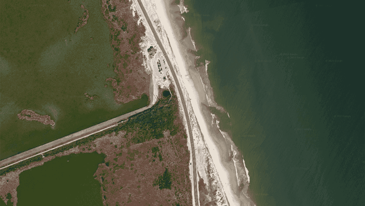 UPDATED: Wreck closes NC 12 on Pea Island; two fatalities re...