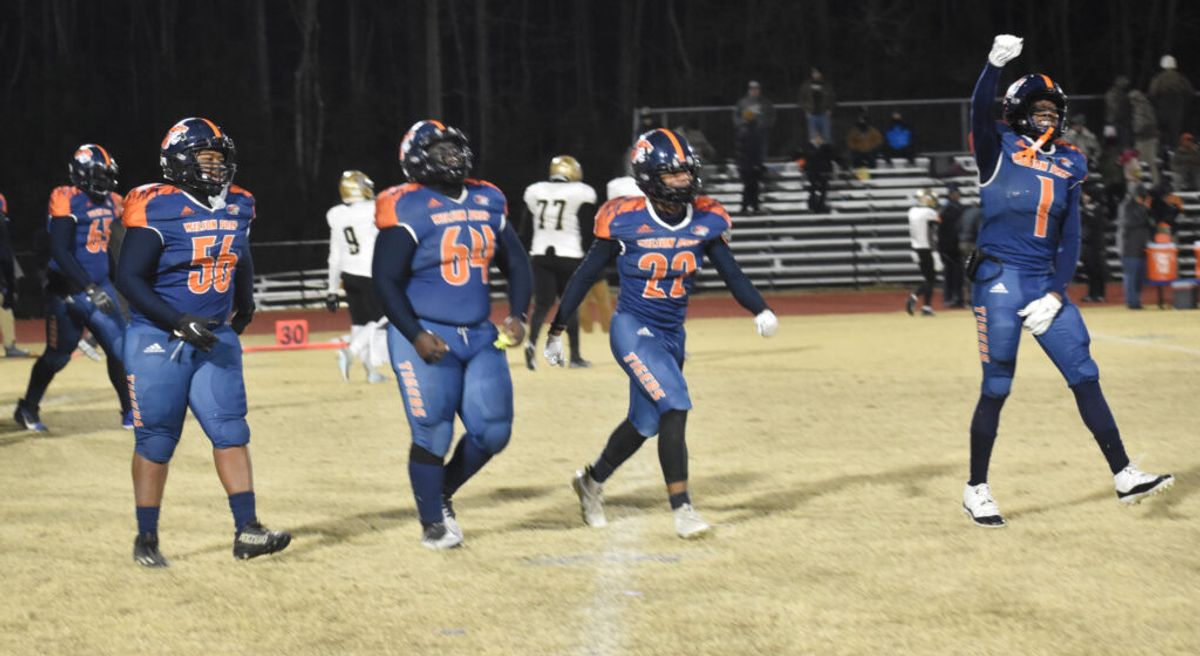 Wilson Prep runs past Lakewood, 36-17, into 1-A East final at Tarboro