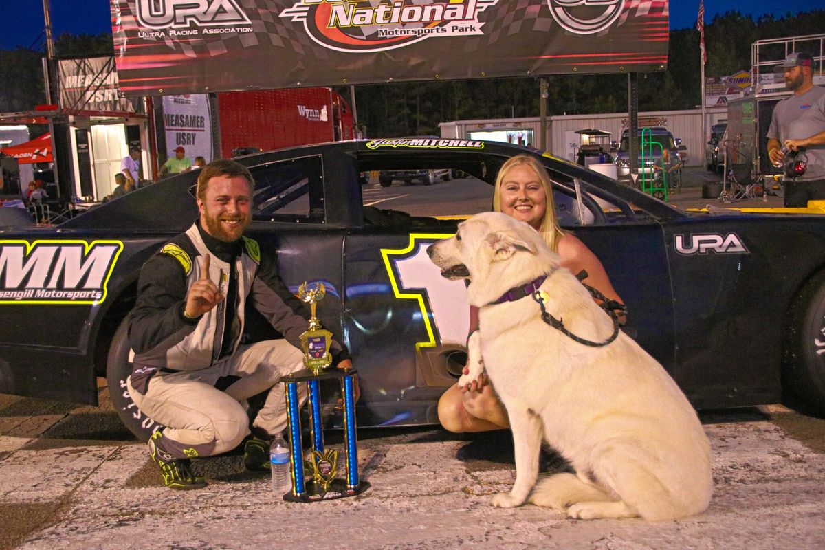 Mitchell chasing Daniels for KONI Charger crown at SNMP
