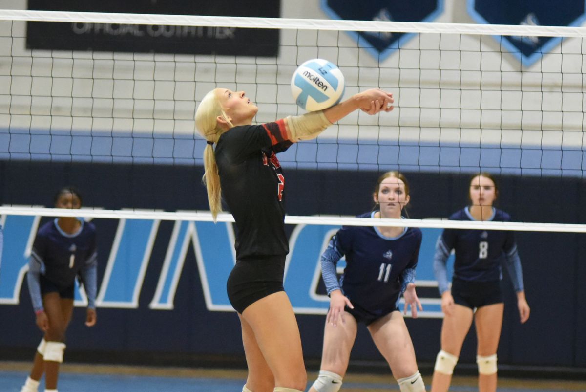 Senior night success for Vikings
