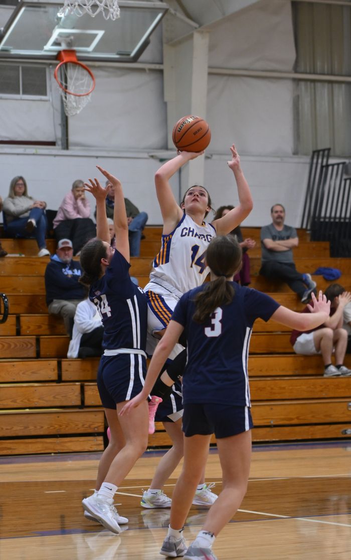 Lady Chargers fade in 4th vs. Patriots, 37-29