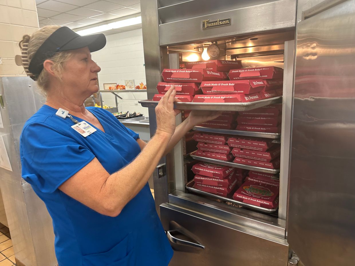 Pizza program boosts school lunch