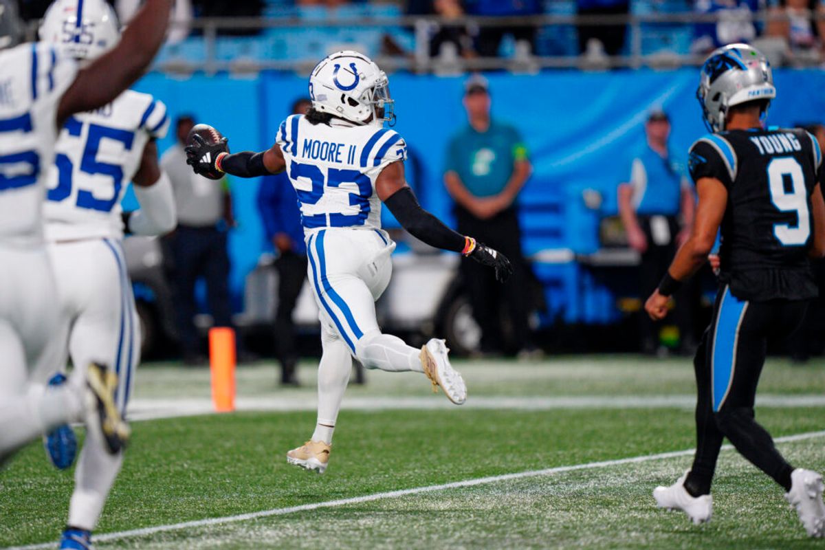Kenny Moore's two pick-6s help Colts snap 3-game skid with 27-13 victo...
