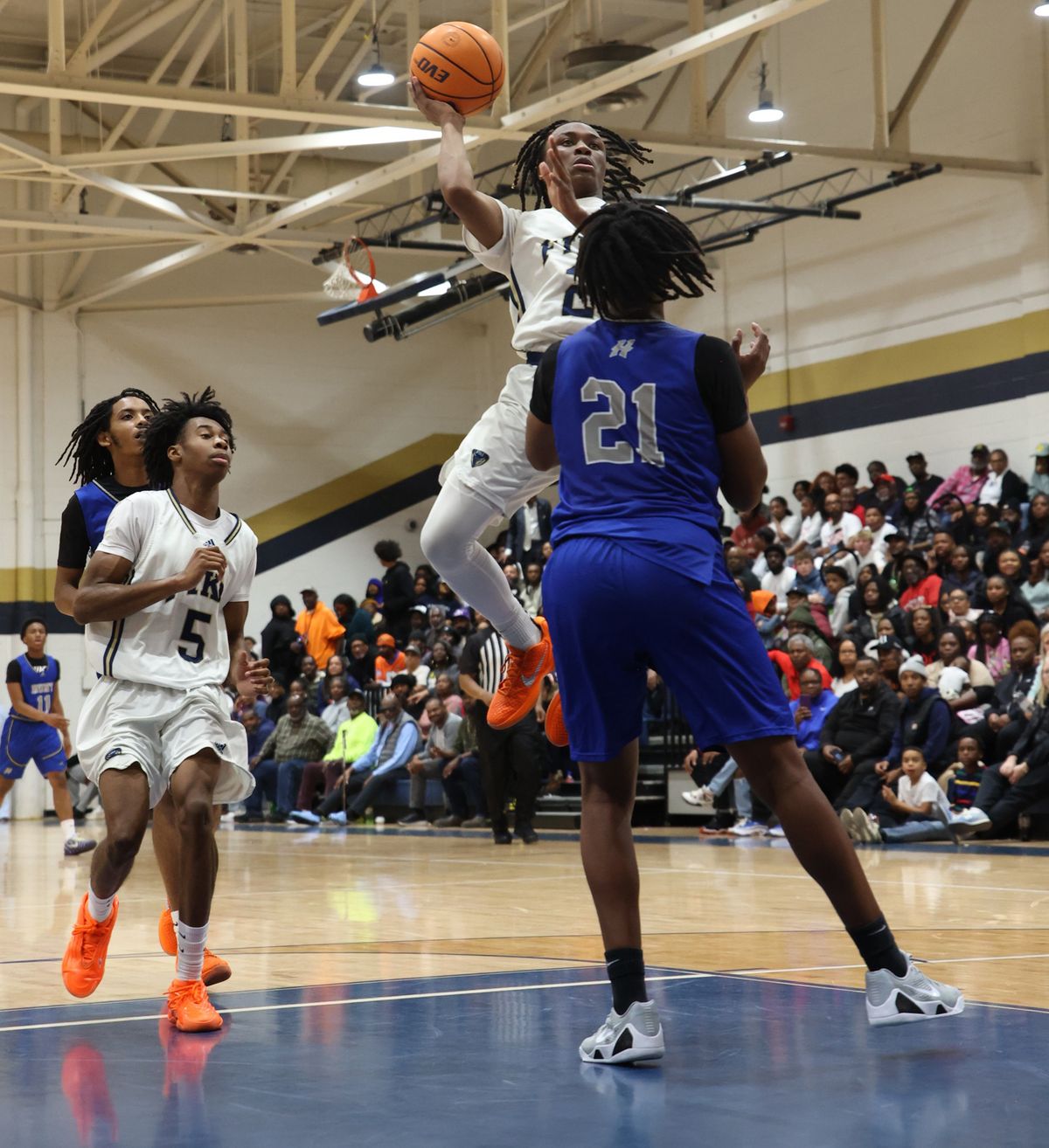 Demons end long skid vs. Warriors