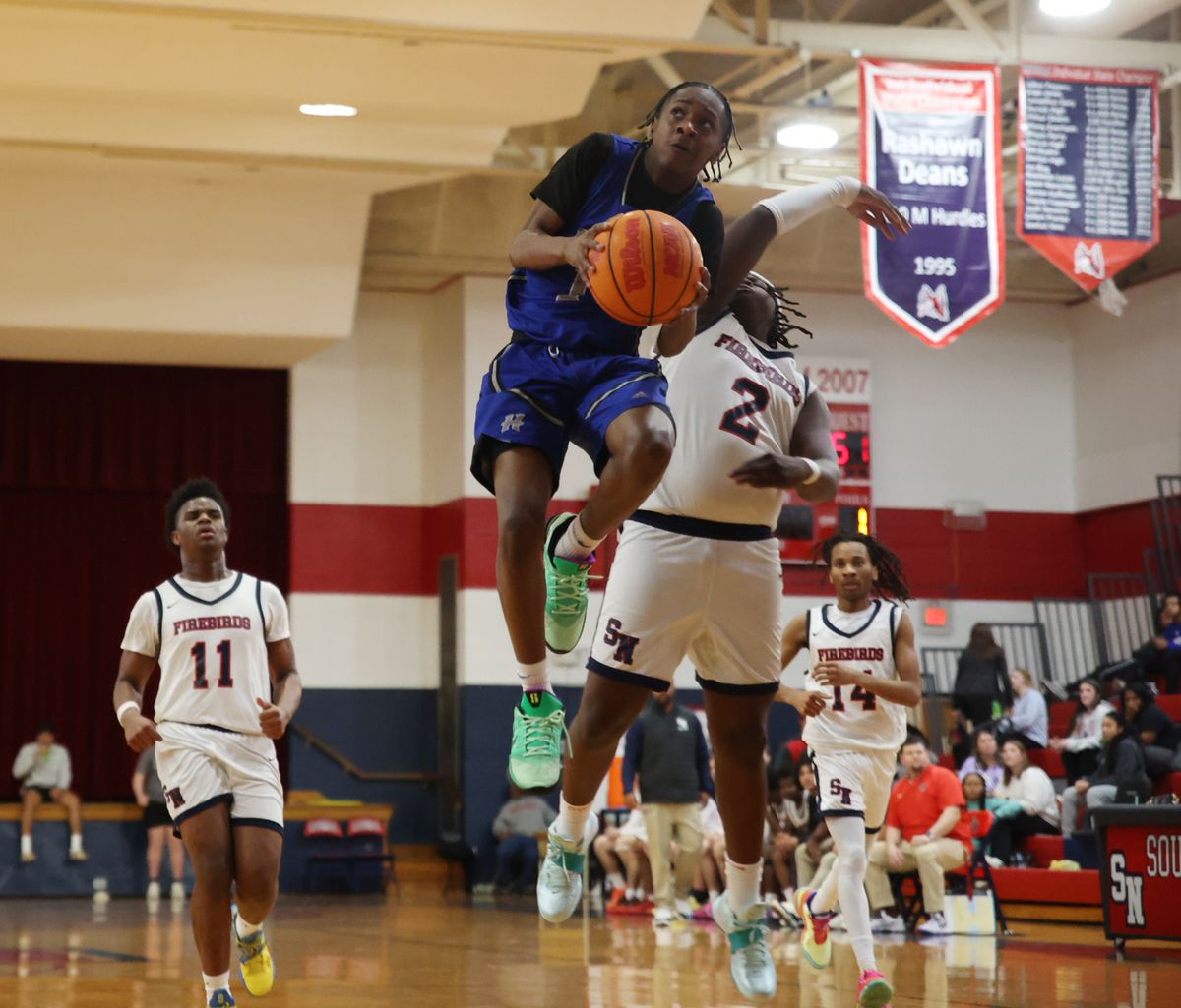 Hunt crushes Southern Nash 75-20 to stay tied atop Big East ...