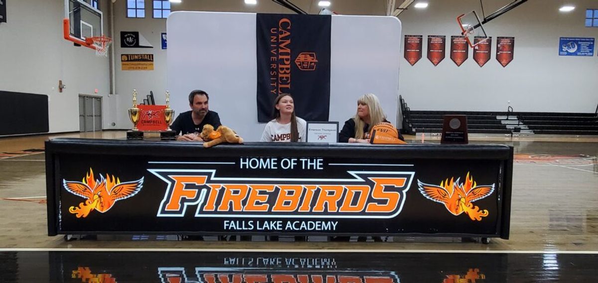 Thompson signs with Campbell