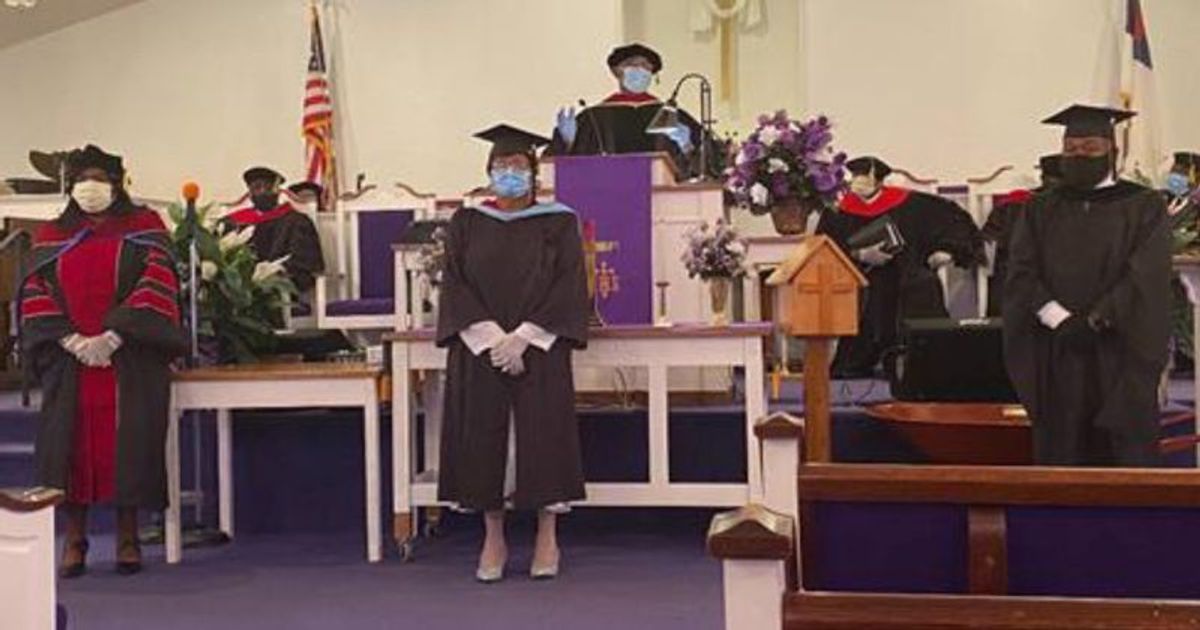 Manna Bible College recognizes 2021, 2020 graduates