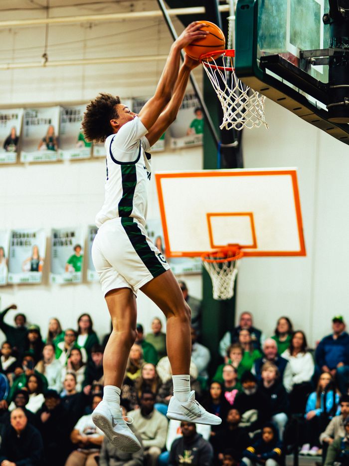 Top-ranked Knights stifle No. 4 Harrells Christian for Salte...