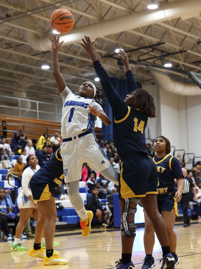 Gryphons slug Warriors 56-18