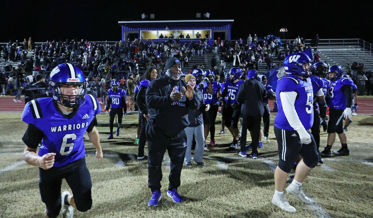 Warriors headed to state 5-A championship game after dispatc...