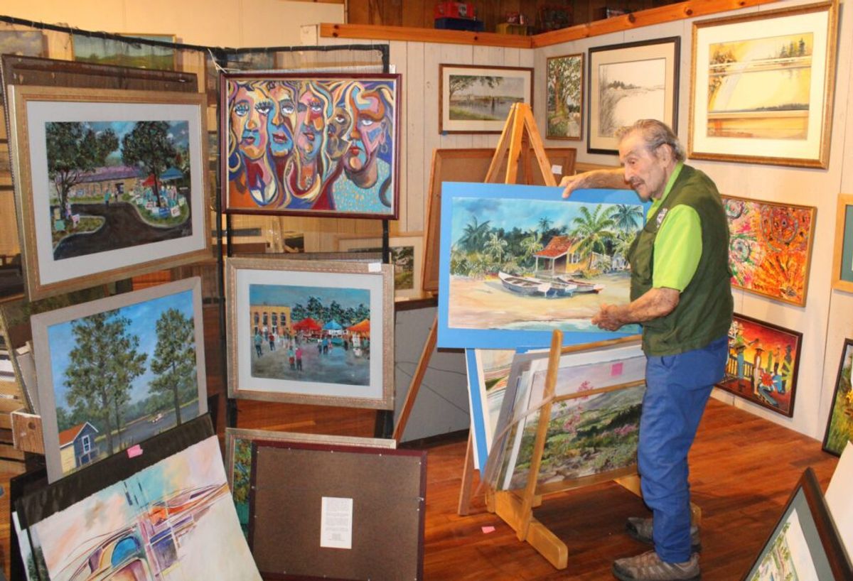 Artist Frans van Baars mounts farewell show